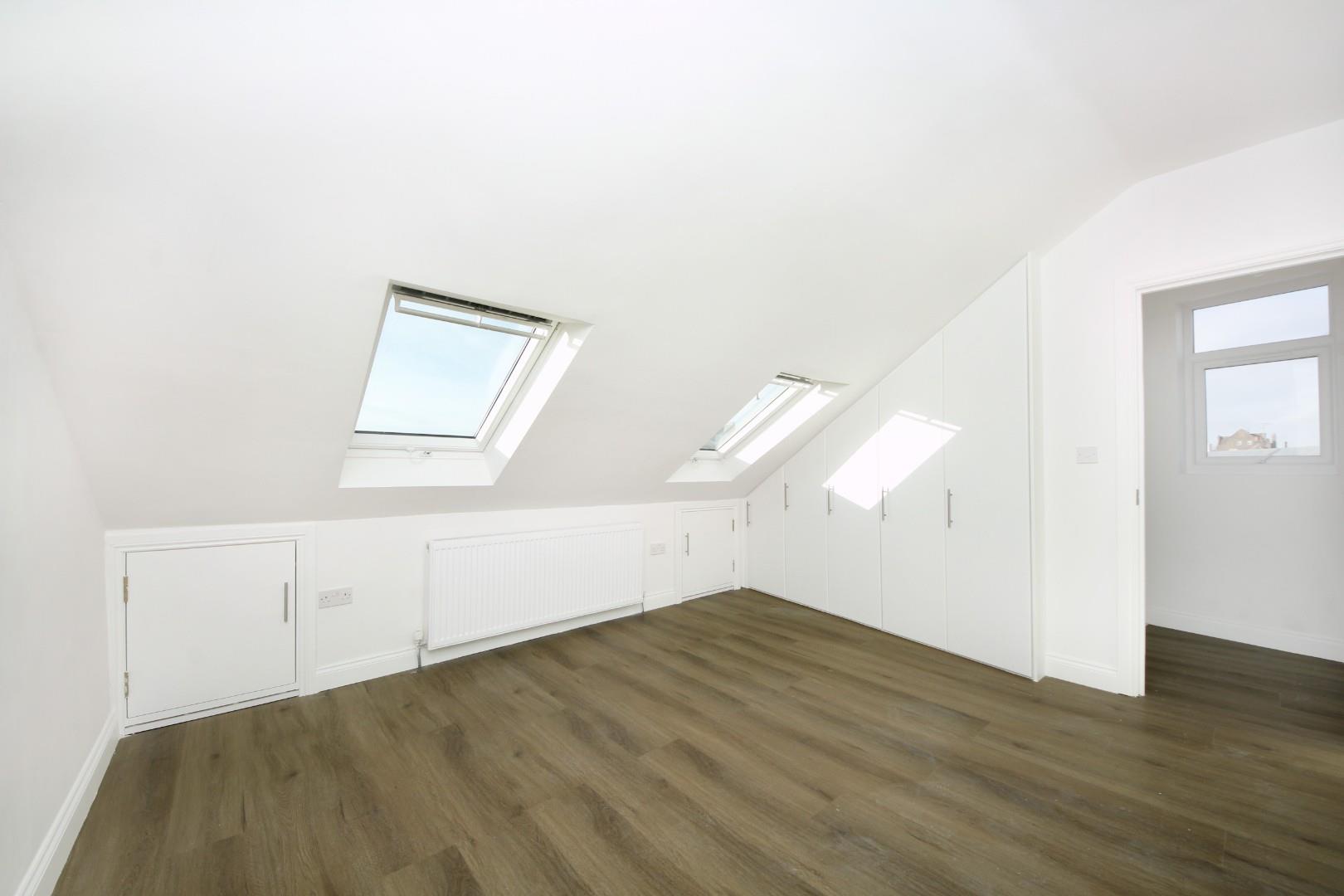 Churchfield Road, W3 - Go View London